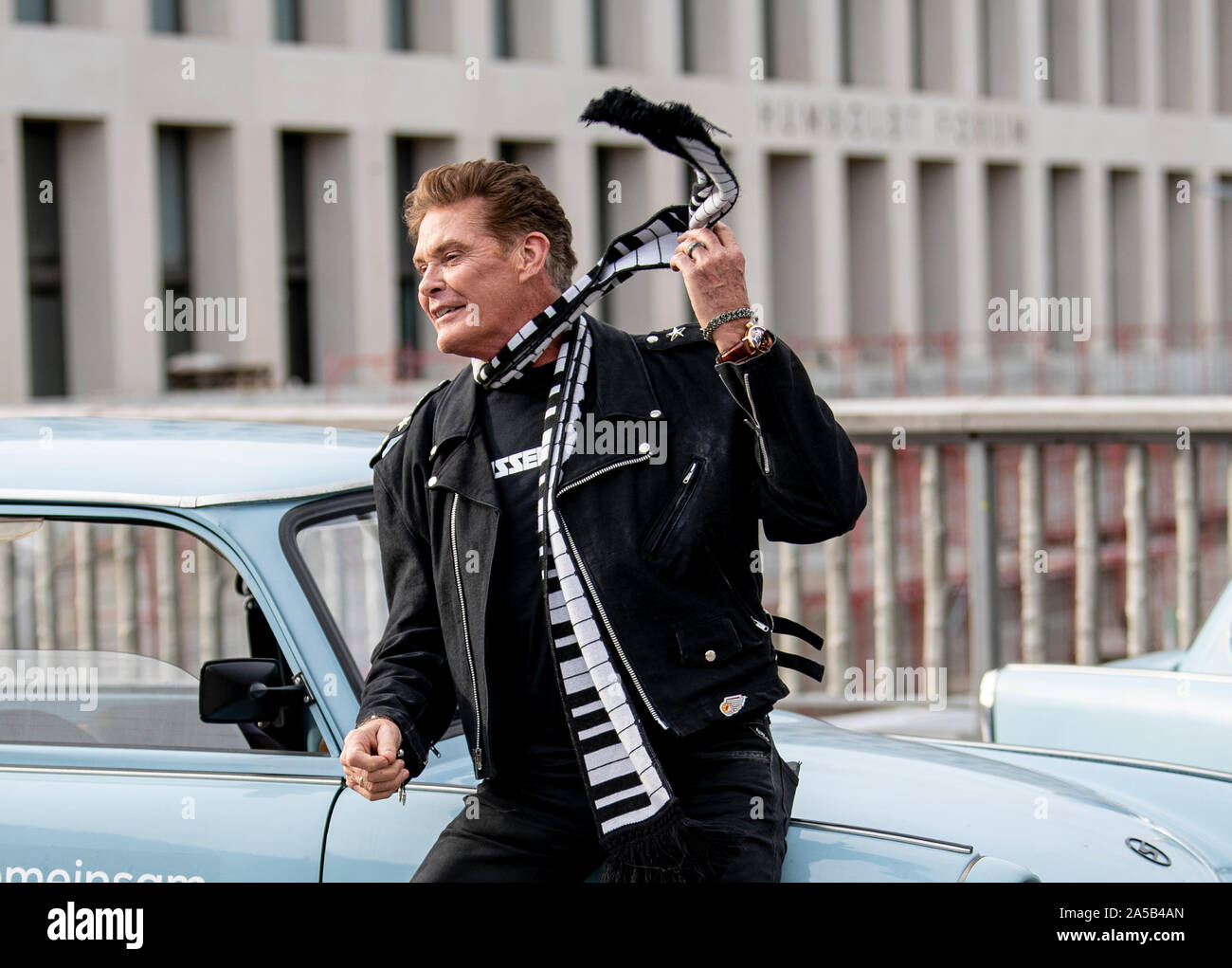 David hasselhof hi-res stock photography and images - Alamy