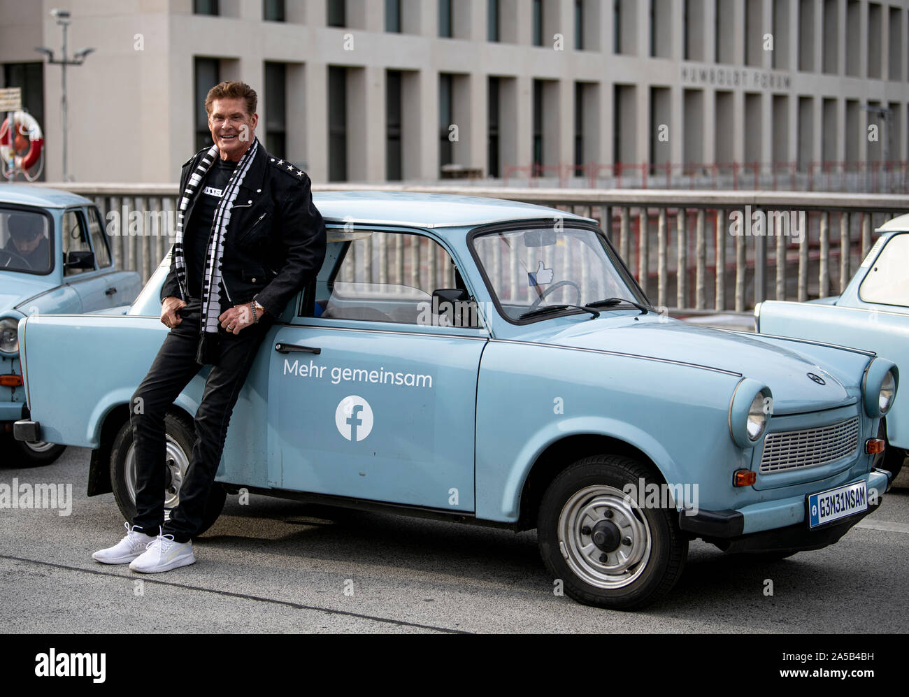 David hasselhof hi-res stock photography and images - Alamy