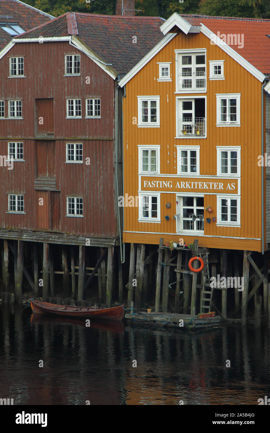 Norwegian wooden warehouse hi-res stock photography and images - Alamy