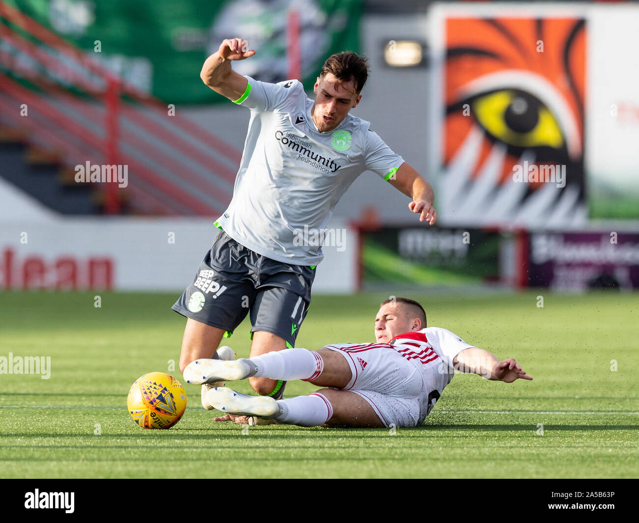 Scottish youth football hi-res stock photography and images - Alamy