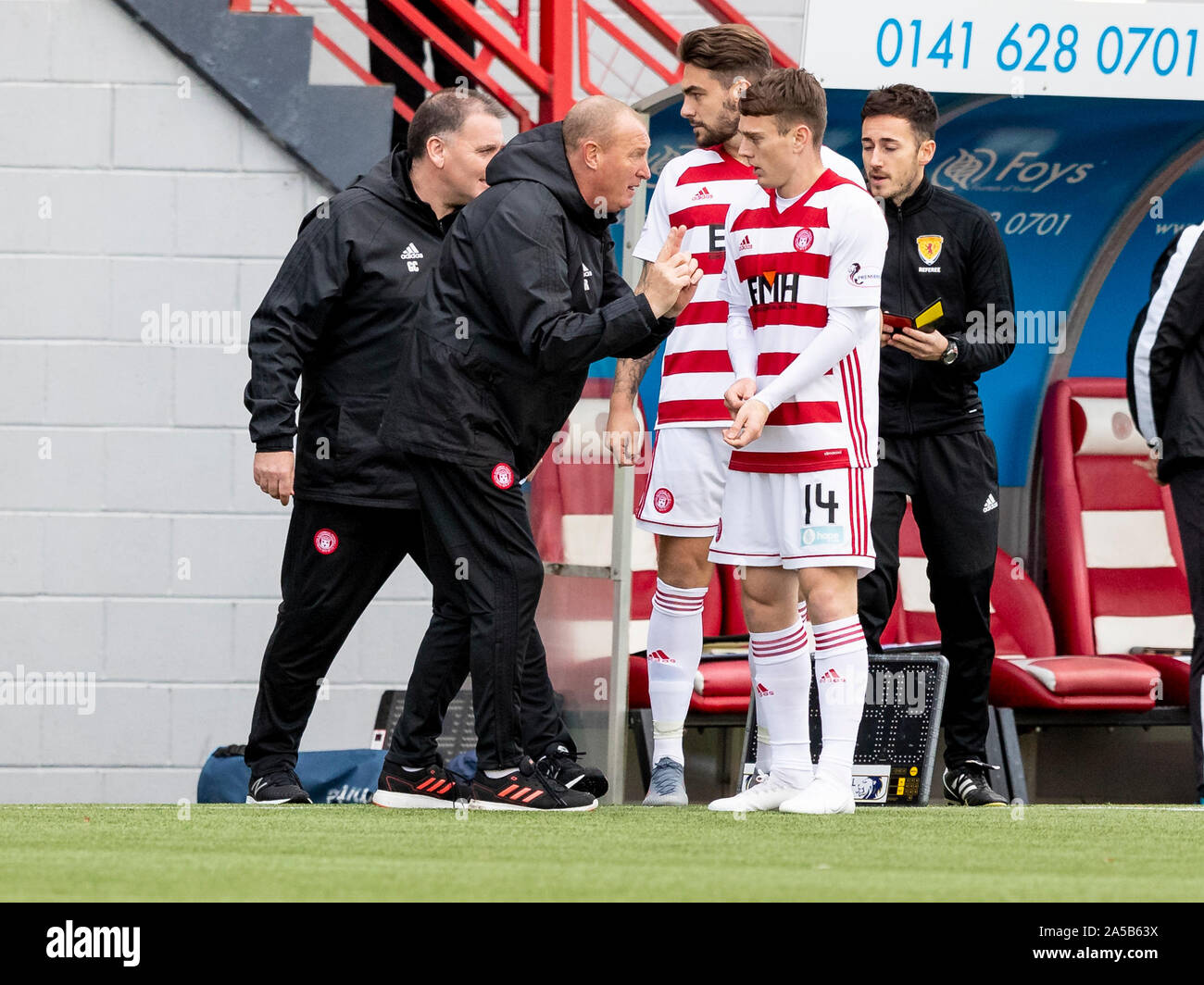 Ross cunningham hi-res stock photography and images - Alamy