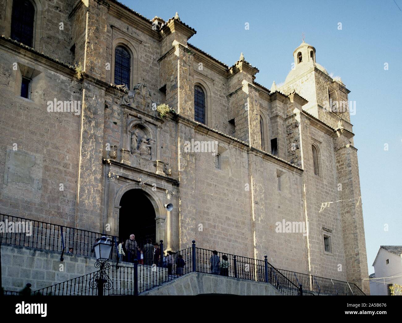 IGL PARROQUIAL-FACHADA LATERAL. Location: EXTERIOR. ILLORA. GRANADA ...