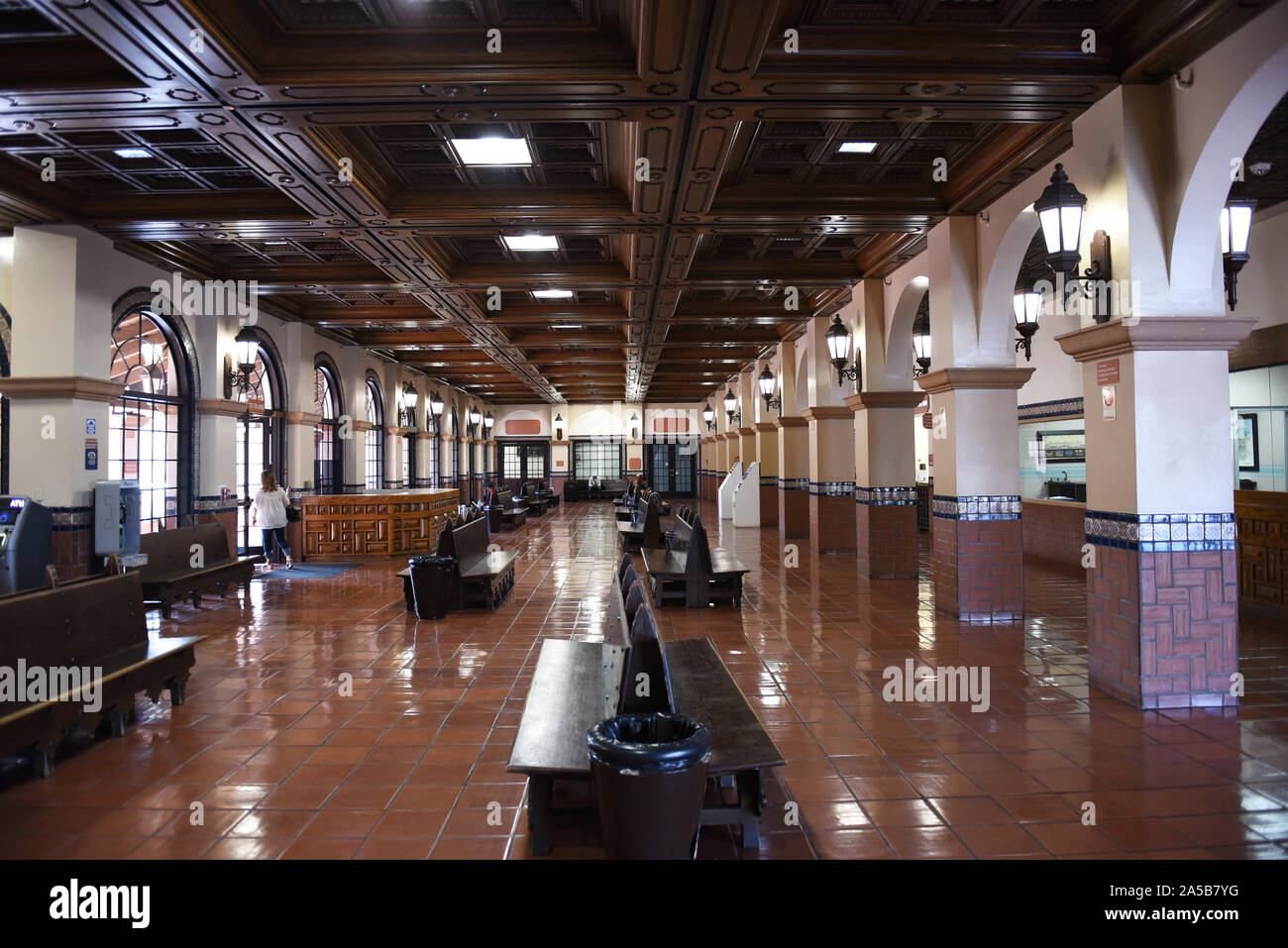 SANTA ANA, CALIFORNIA - 14 OCT 2019: Interior waiting area and ticket ... SANTA ANA, CALIFORNIA - 14 OCT 2019: Interior waiting area and ticket ...