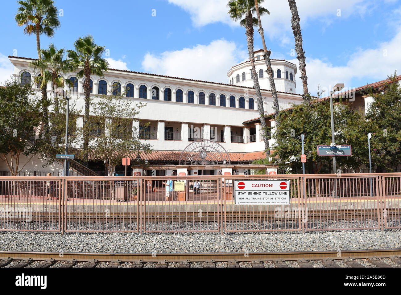 SANTA ANA, CALIFORNIA - 14 OCT 2019: The Santa Ana Train Station seen ... SANTA ANA, CALIFORNIA - 14 OCT 2019: The Santa Ana Train Station seen ...