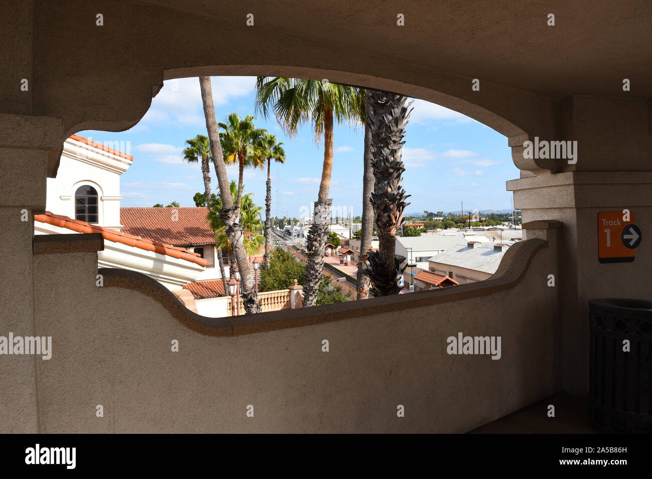 SANTA ANA, CALIFORNIA - 14 OCT 2019: View of the Santa Ana Train ... SANTA ANA, CALIFORNIA - 14 OCT 2019: View of the Santa Ana Train ...