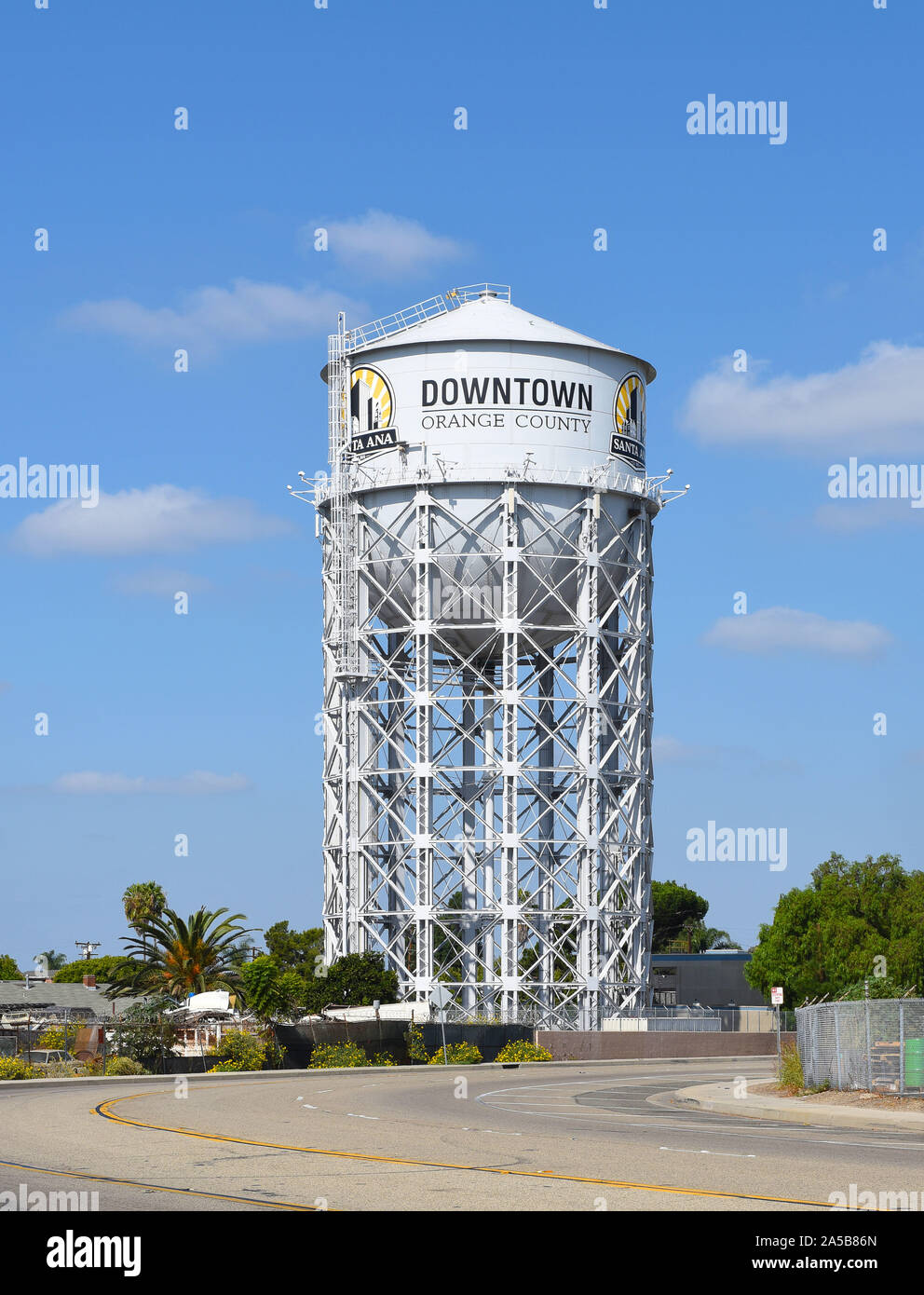 Feet railroad hi-res stock photography and images - Alamy