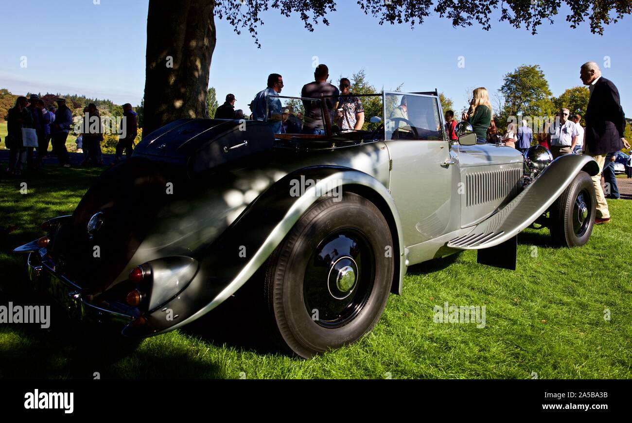 Bentley open top car hi-res stock photography and images - Alamy