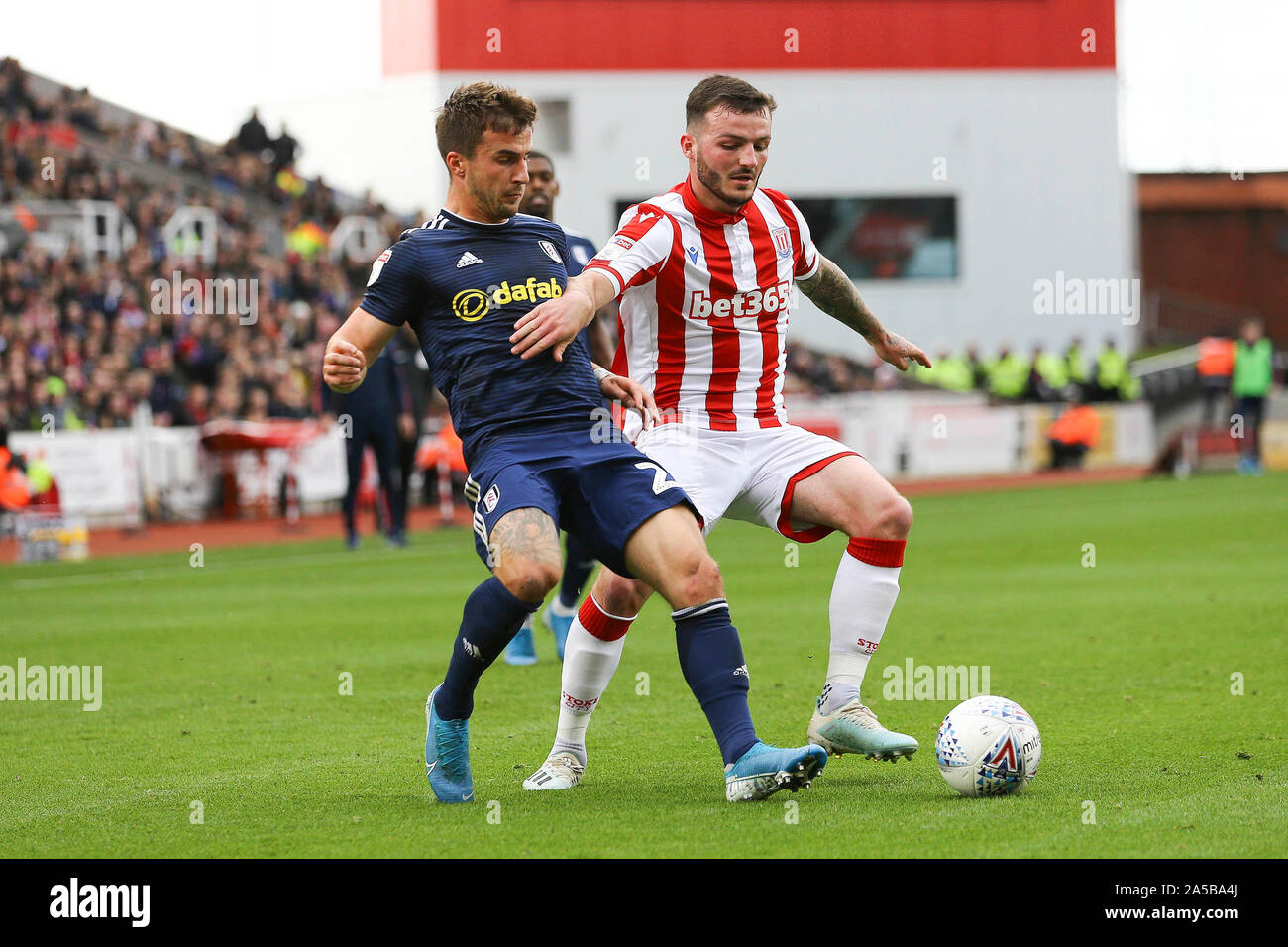 Tom edwards hi-res stock photography and images - Alamy