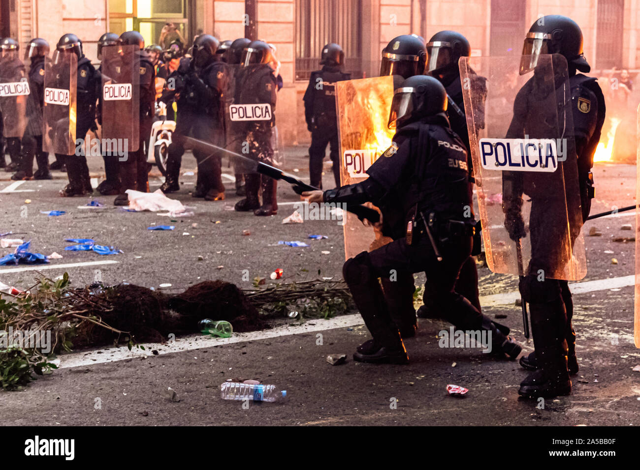 Barcelona, Catalonia, Spain, October 19, 2019, Police line In this case ...