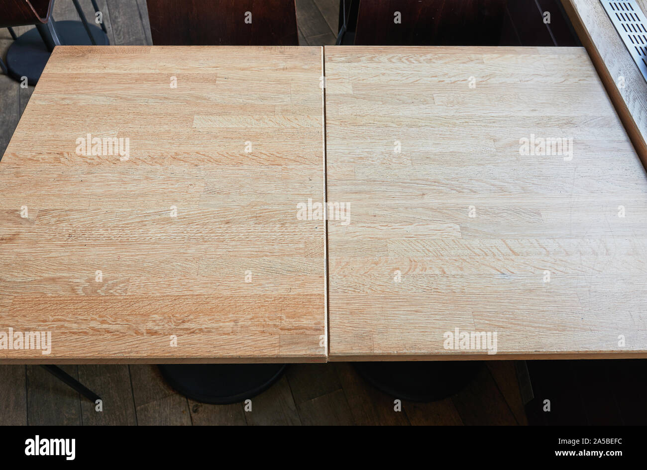 Empty wooden restaurant table view from above Stock Photo - Alamy