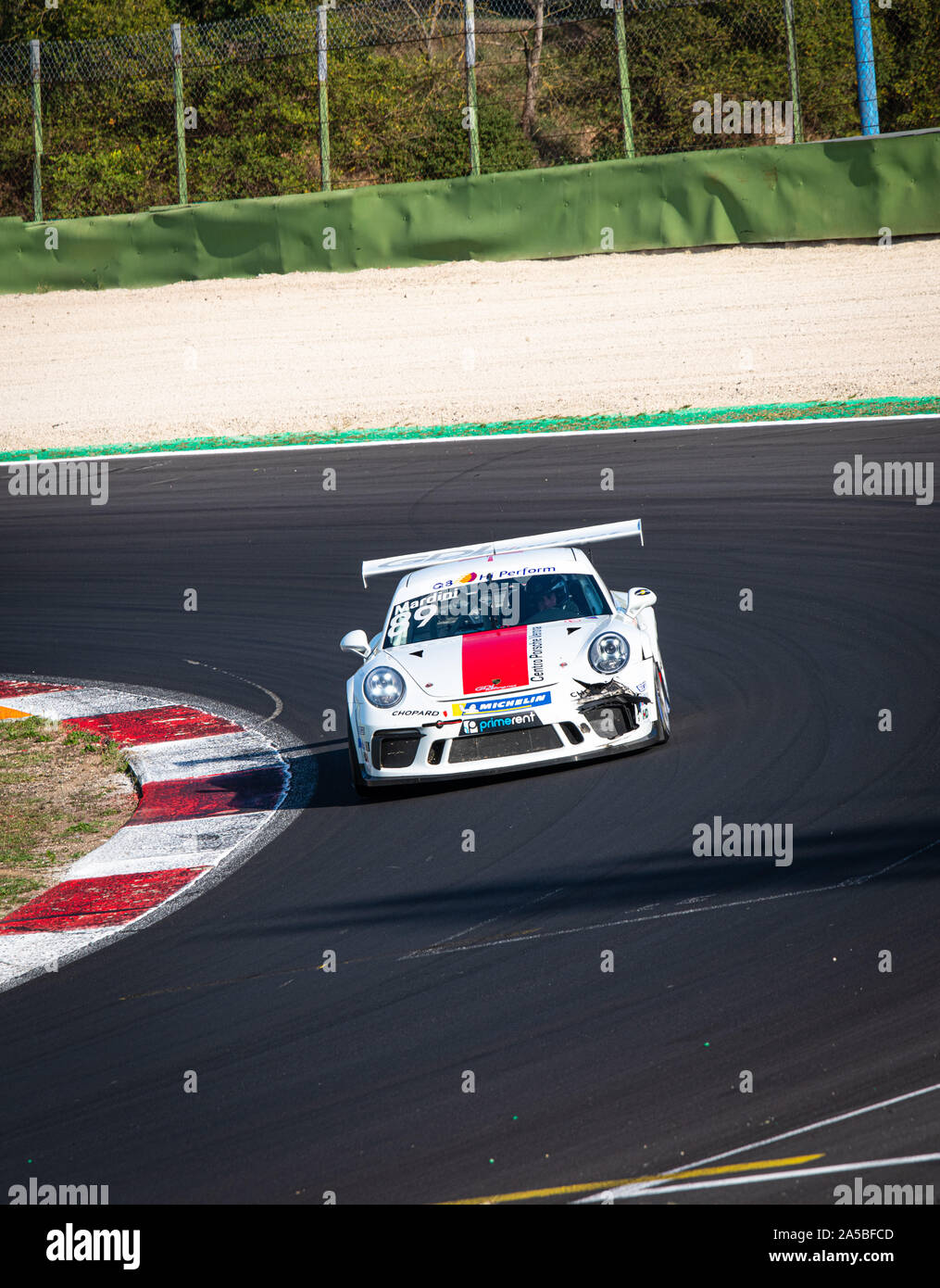 Professional race car driving hi-res stock photography and images - Alamy