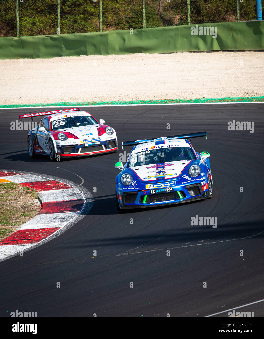 Professional race car driving hi-res stock photography and images - Alamy