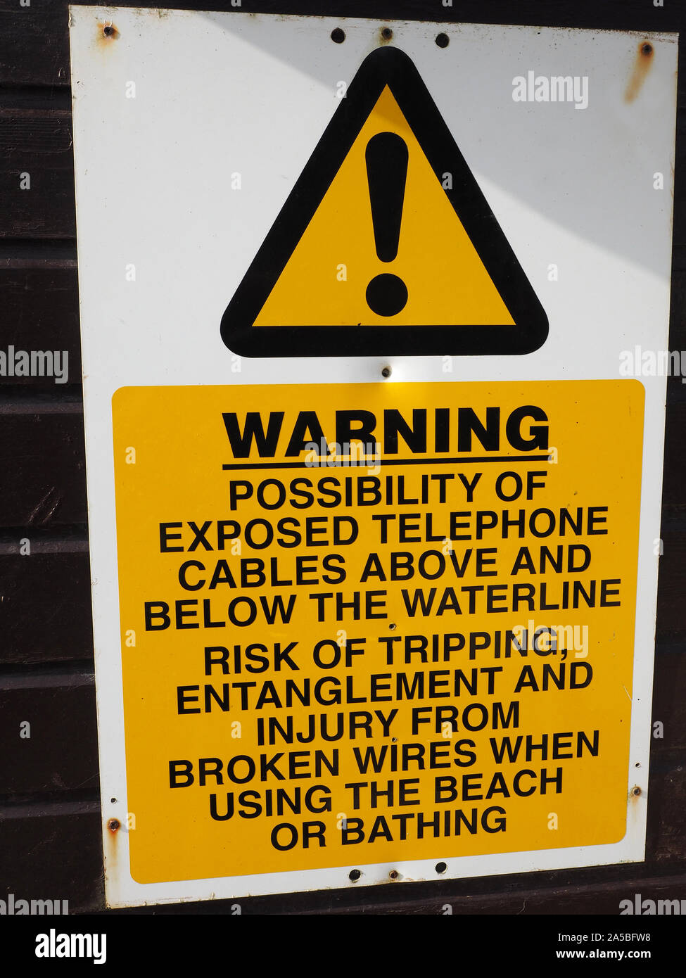 Exposed telephone communication cables hi-res stock photography and ...