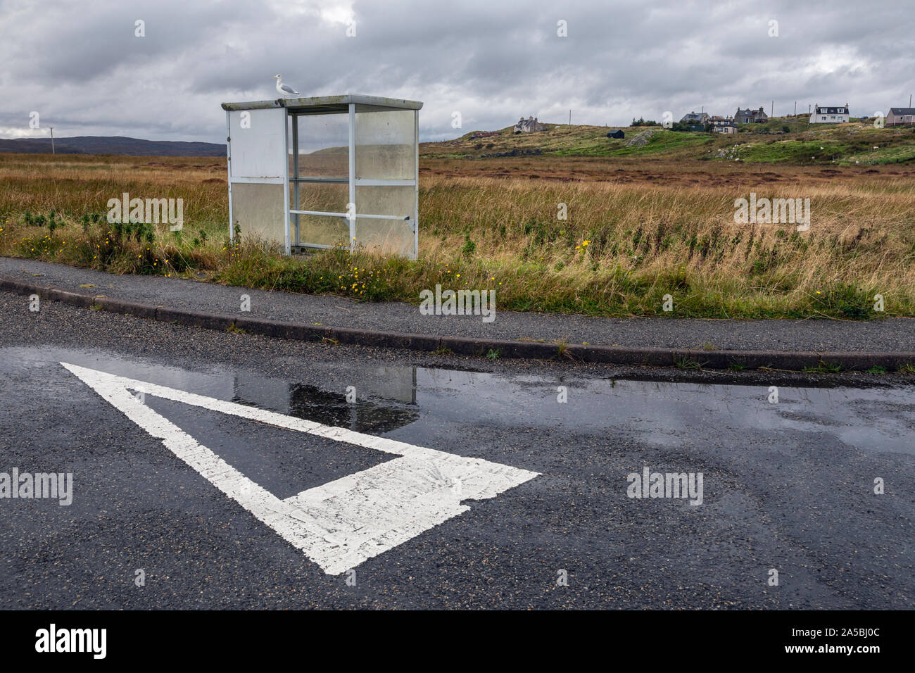 Bus stop, Leurbost, Isle of Lewis, Outer Hebrides Stock Photo - Alamy