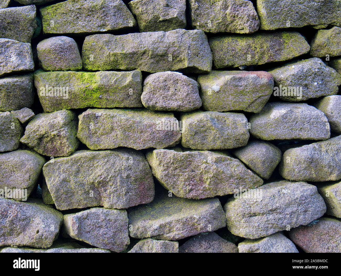 Closeup slate wall showing detail hi-res stock photography and images ...
