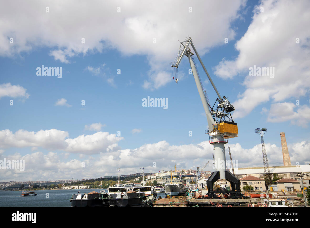 Shipyard and large cranes in Istanbul estuary Stock Photo - Alamy