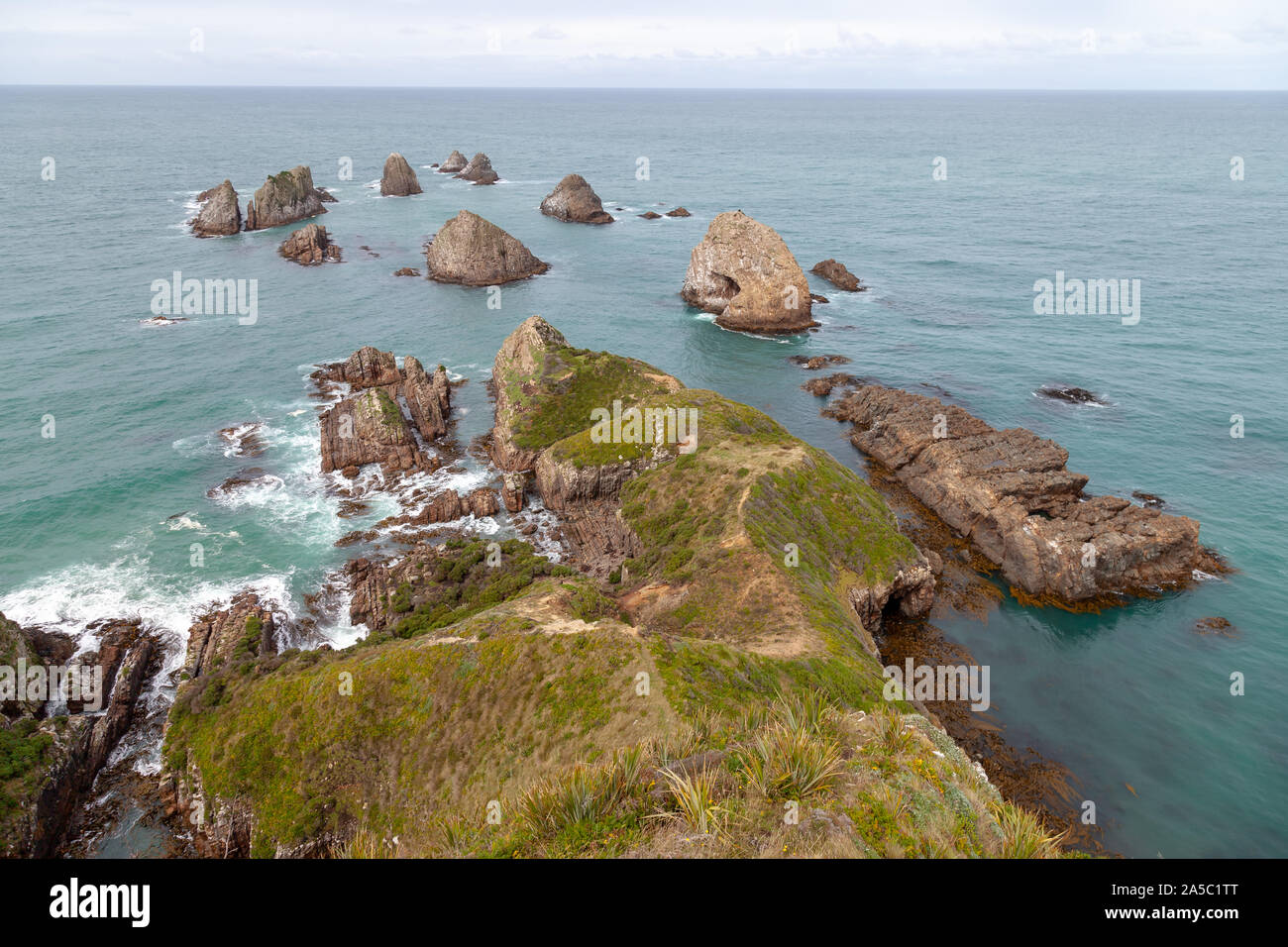 Nugget point new zealand hi-res stock photography and images - Alamy