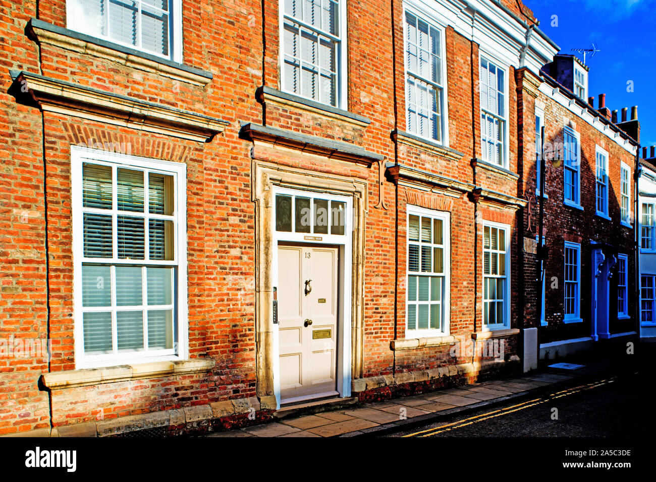 Cromwell house hi-res stock photography and images - Alamy