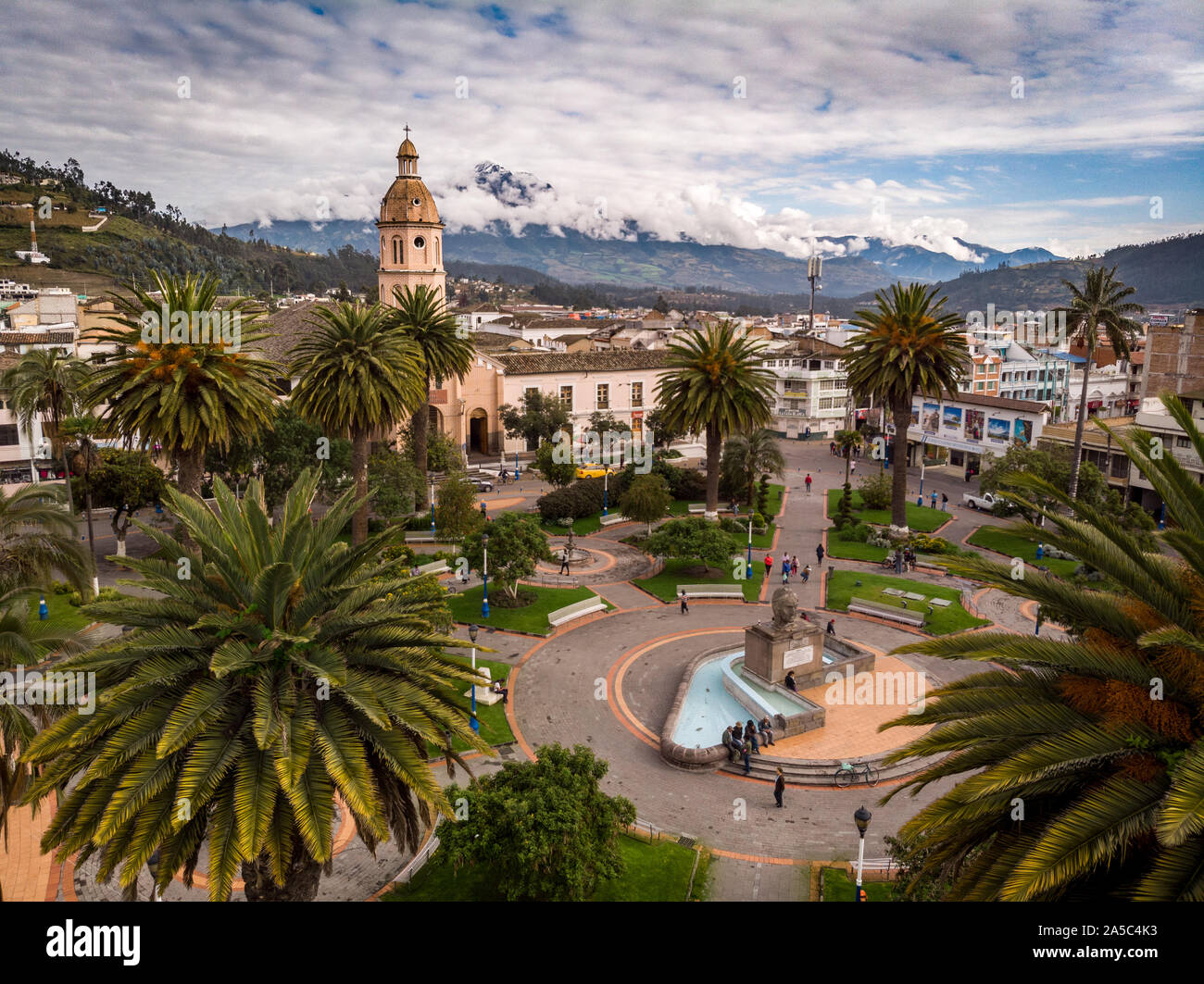 Cotacachi volcano skyline otavalo ecuador hi-res stock photography and ...