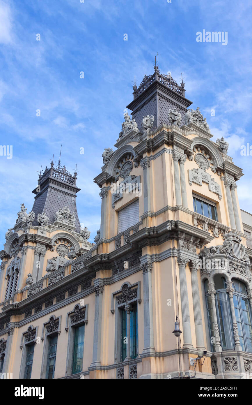 Customs house barcelona hi-res stock photography and images - Alamy