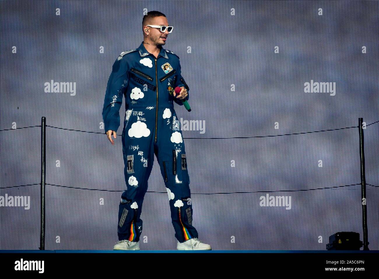 Colombian reggaeton singer, José Álvaro Osorio Balvín known ...