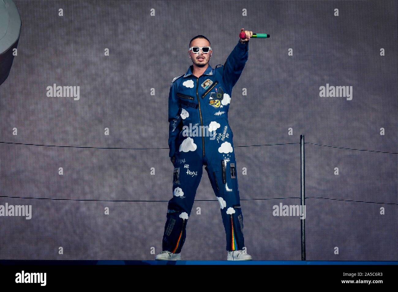 Colombian reggaeton singer, José Álvaro Osorio Balvín known ...