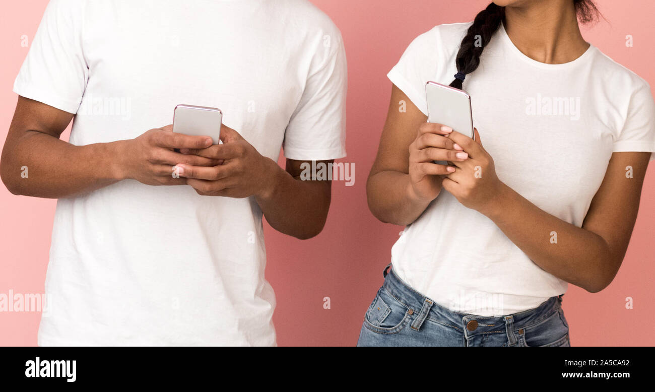 Male cell girlfriend hi-res stock photography and images - Alamy