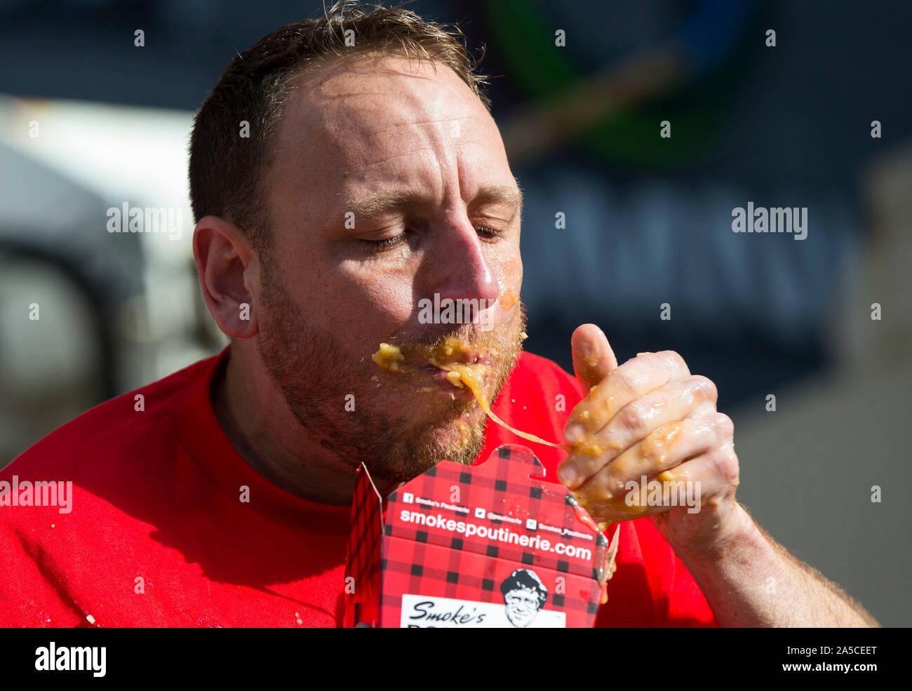 Toronto, Canada. 19th Oct, 2019. Joey Chestnut competes during the 2019 ...