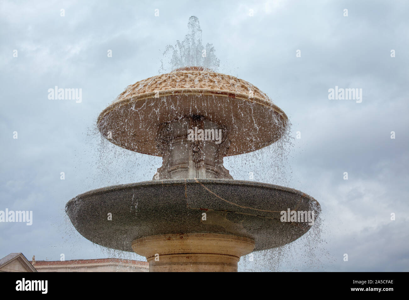 Colossal waterfall hi-res stock photography and images - Alamy