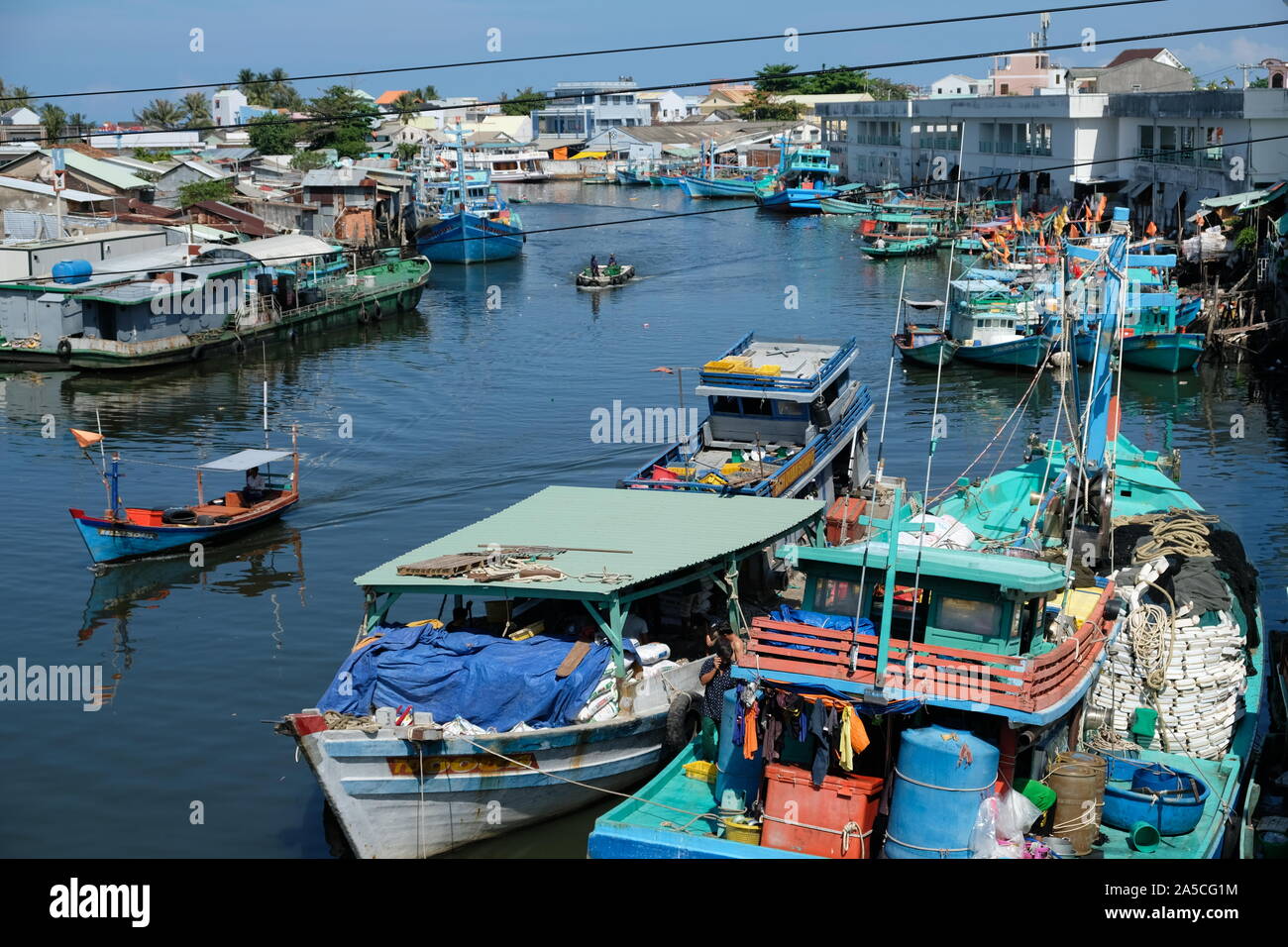 Vietnam Phu Quoc Duong Dong Harbour - fishing boats in duong dong river ...