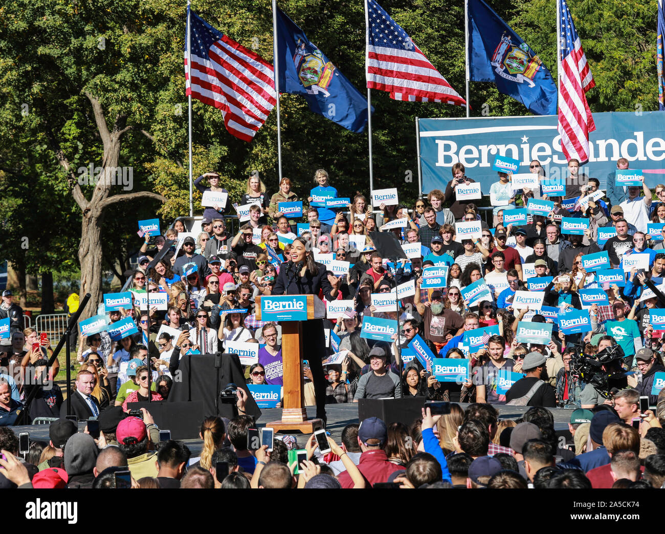 Queensbridge Park, Queens, New York, USA - October 19, 2019: huge ...