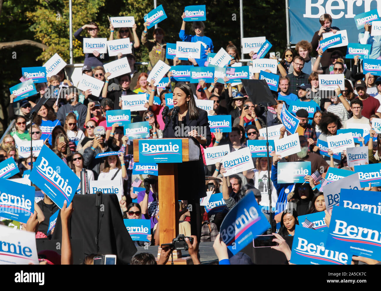 Queensbridge Park, Queens, New York, USA - October 19, 2019: huge ...