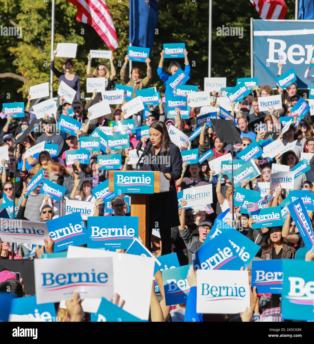 Queensbridge Park, Queens, New York, USA - October 19, 2019: huge ...