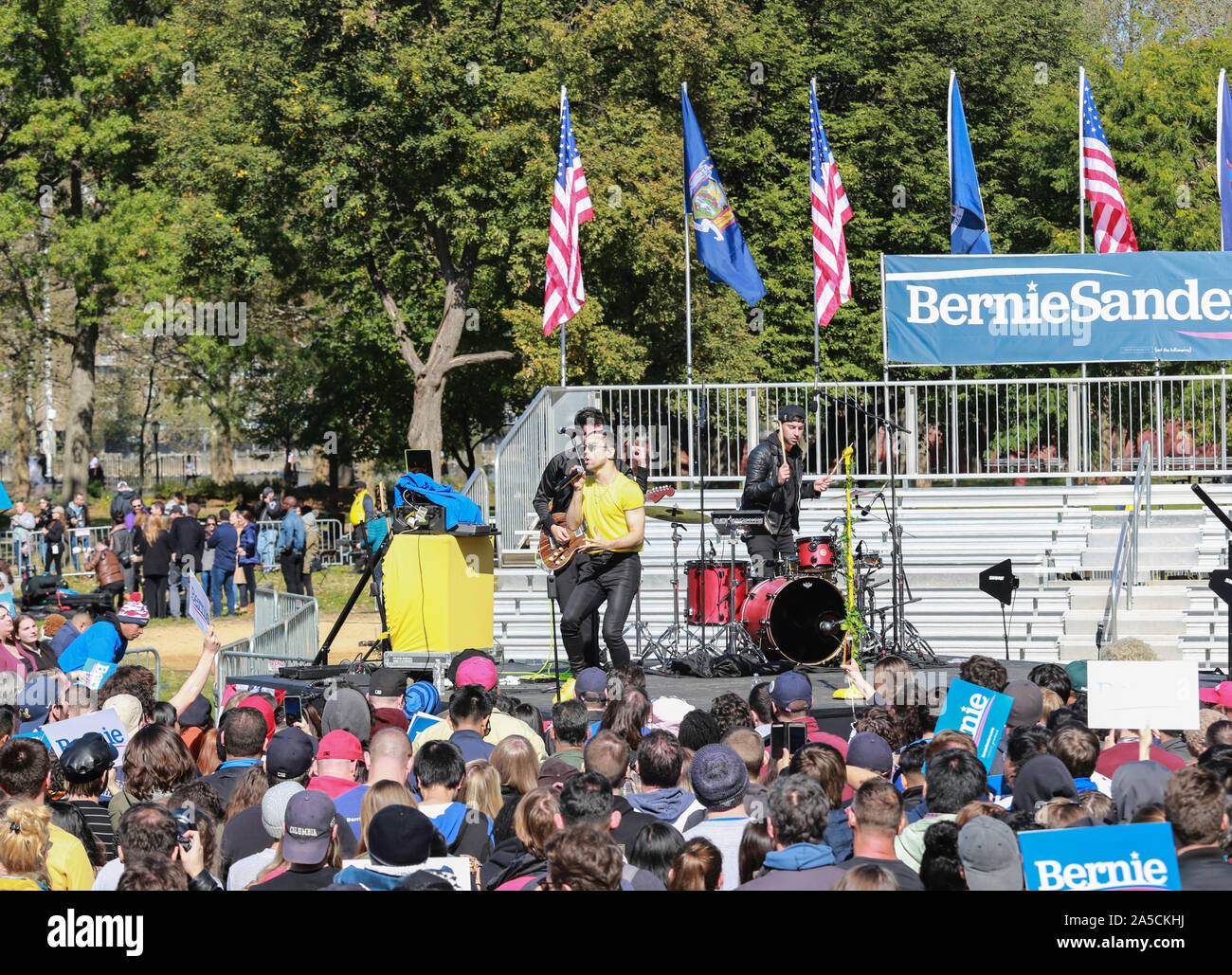 Queensbridge Park, Queens, New York, USA - October 19, 2019: huge ...