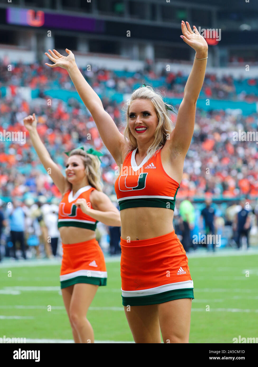 Miami hurricanes cheerleaders hi-res stock photography and images - Alamy