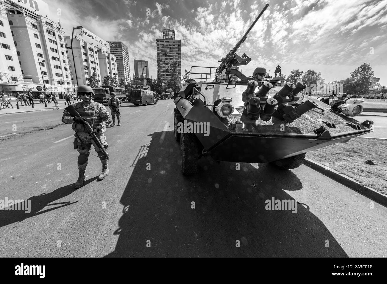 2019 protest in chile Black and White Stock Photos & Images - Alamy