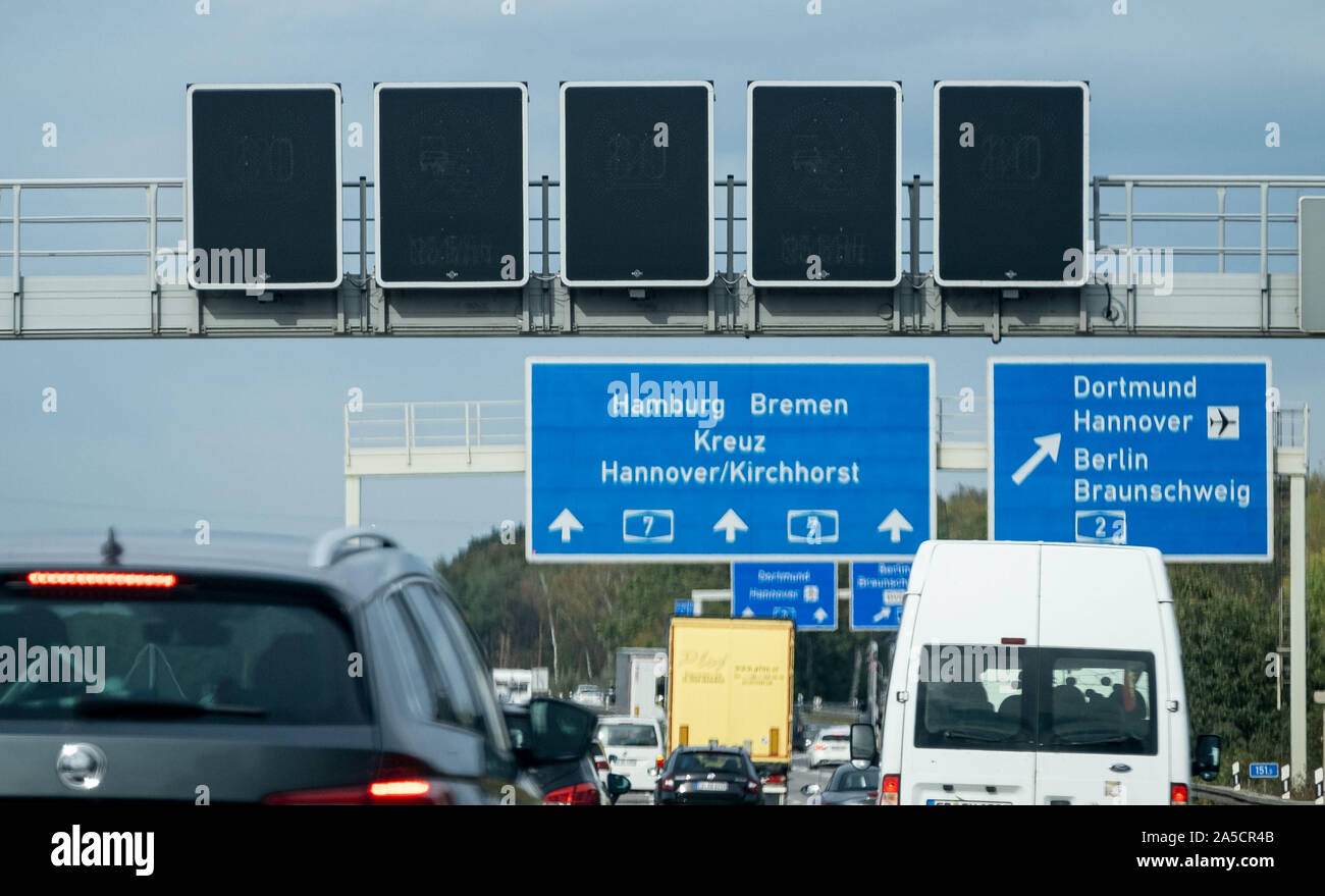 Lehrte, Germany. 19th Oct, 2019. A gantry sign without a display can be ...