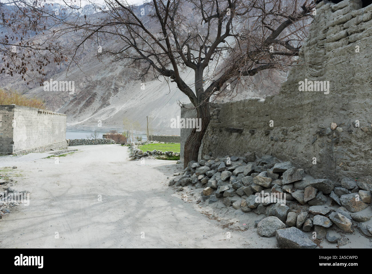 Hidden village in Passu valley, North East Pakistan Stock Photo - Alamy