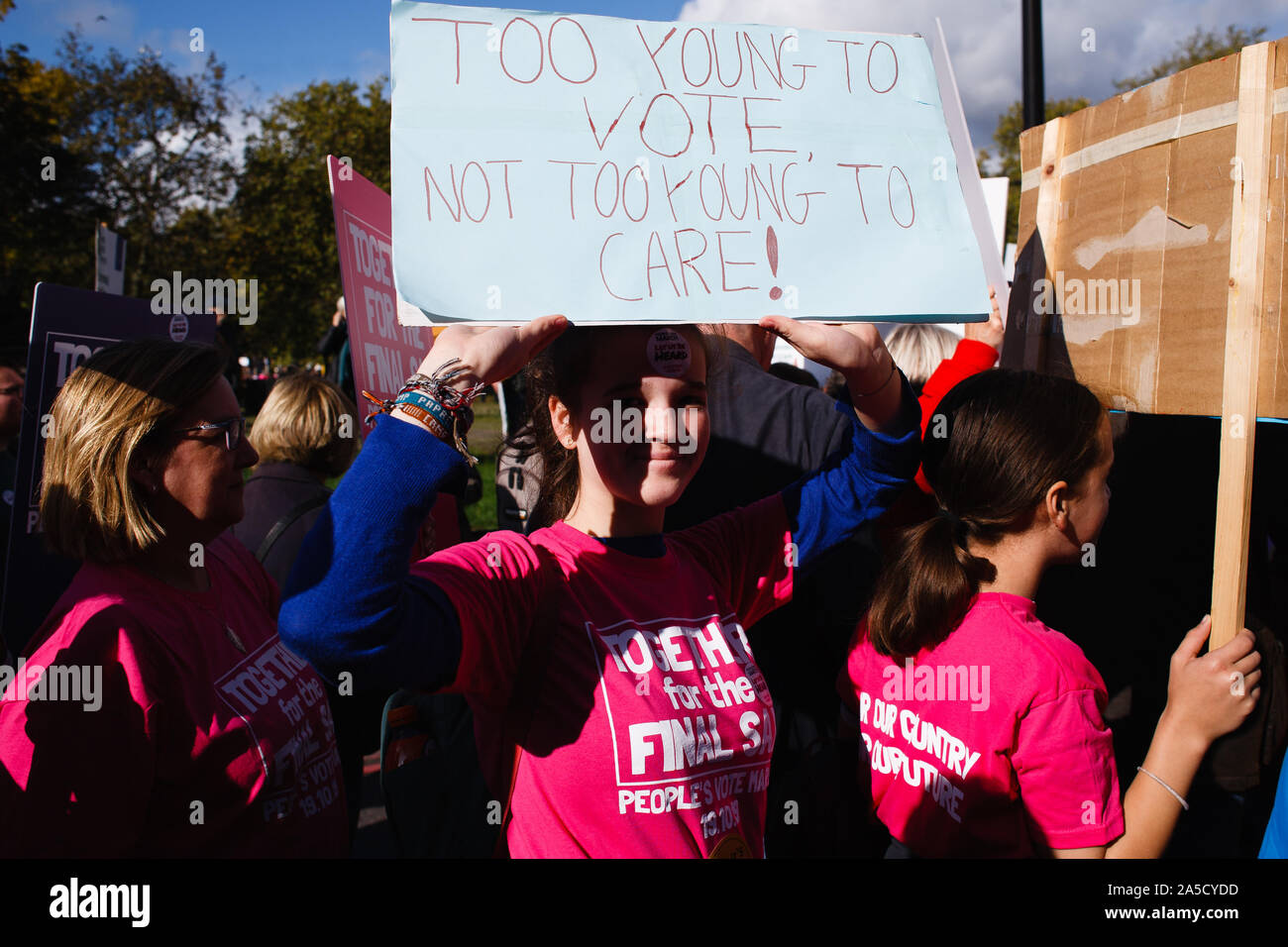 Voting age protest hi-res stock photography and images - Alamy