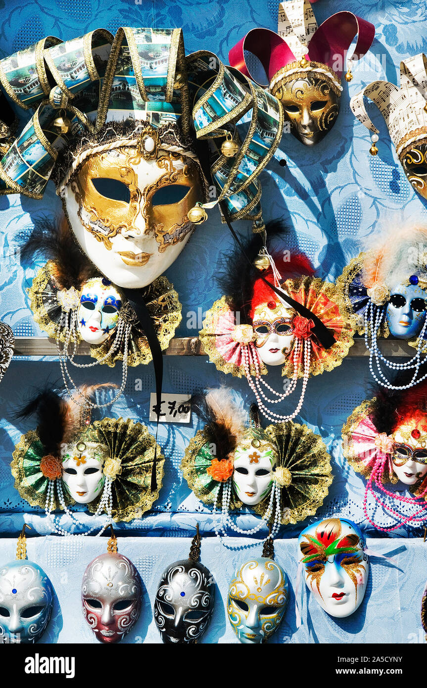 Venetian masks lace hi-res stock photography and images - Alamy