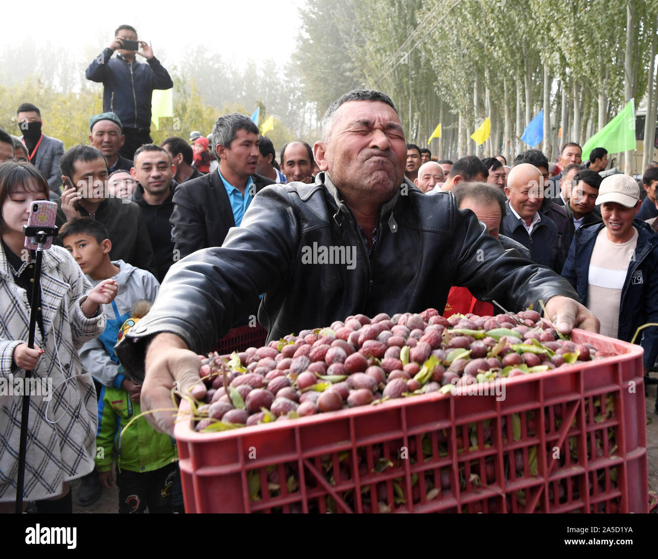 Qiemo, China's Xinjiang Uygur Autonomous Region. 19th Oct, 2019. A ...