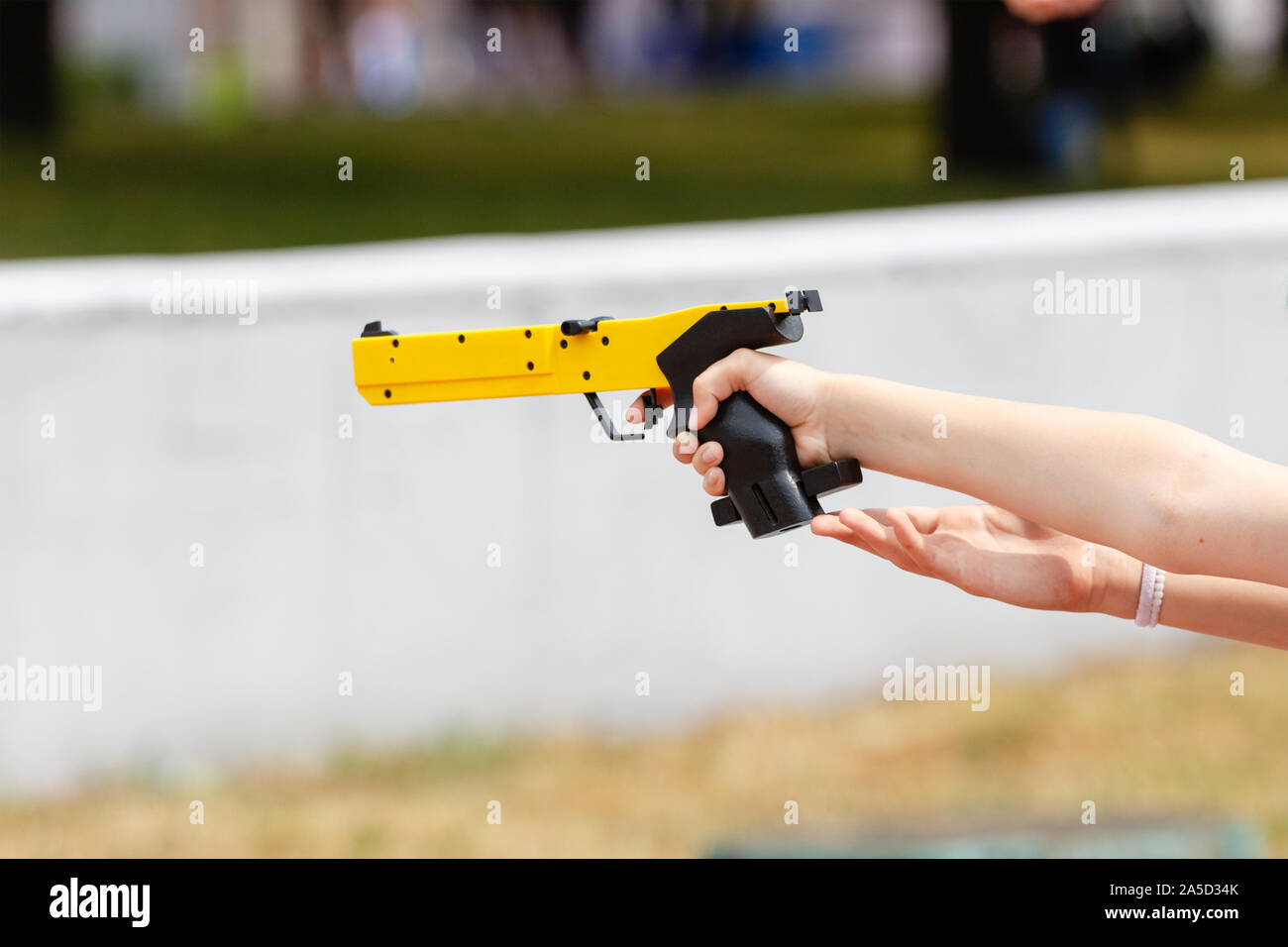 Pentathlon pistol hi-res stock photography and images - Alamy