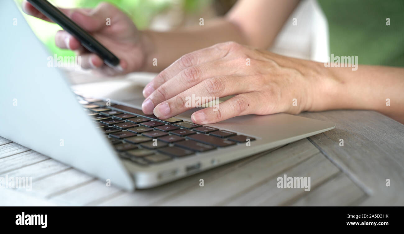 Data entry hands typing hi-res stock photography and images - Alamy