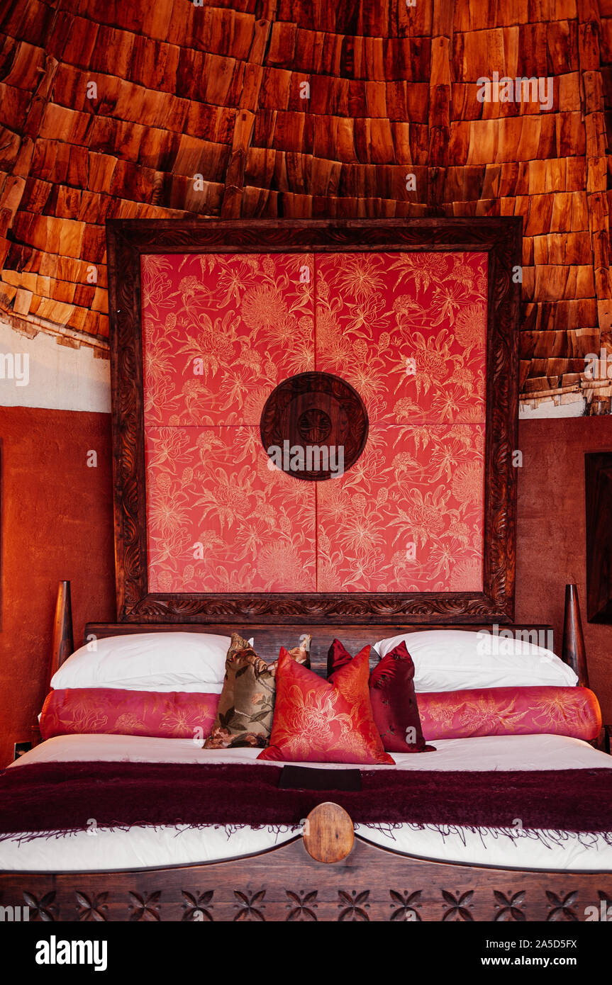 JUN 23, 2011 Ngorongoro, Tanzania - Luxury African tribal hut high ...