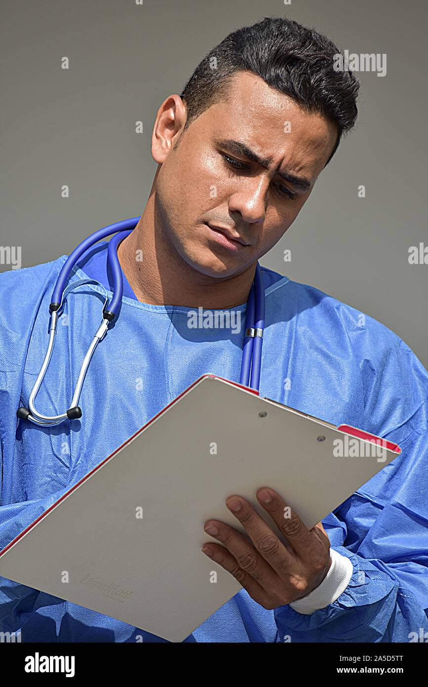 Serious male doctor hi-res stock photography and images - Alamy