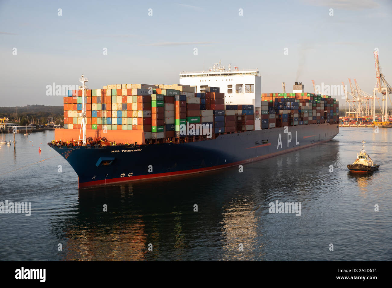 Container ship in Southampton docks, uk Stock Photo - Alamy
