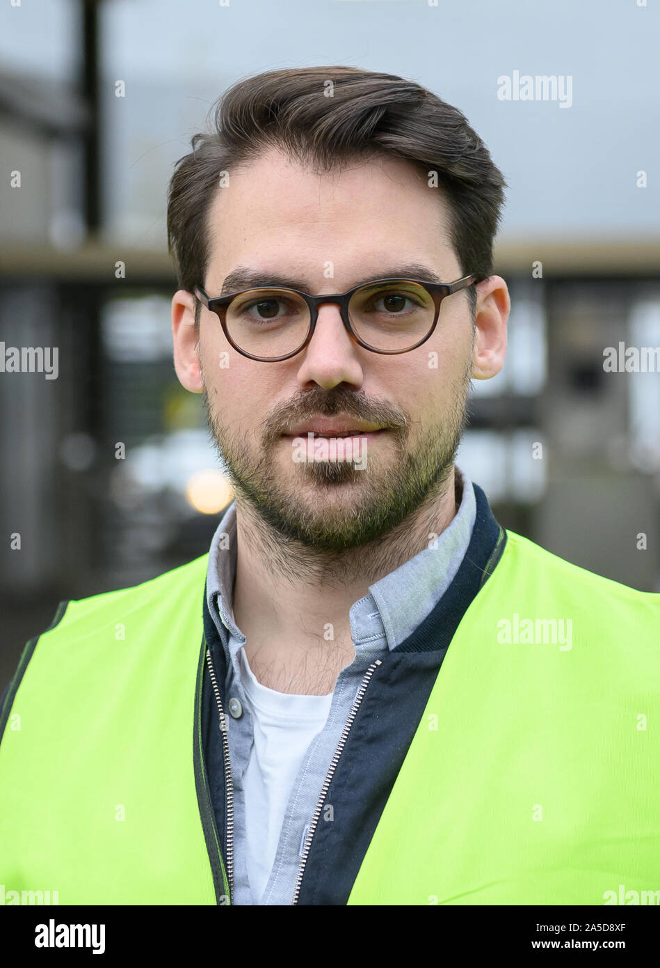 Eurowings flight attendant hi-res stock photography and images - Alamy