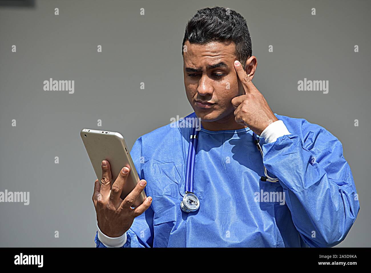 Make intelligent decisions hi-res stock photography and images - Alamy