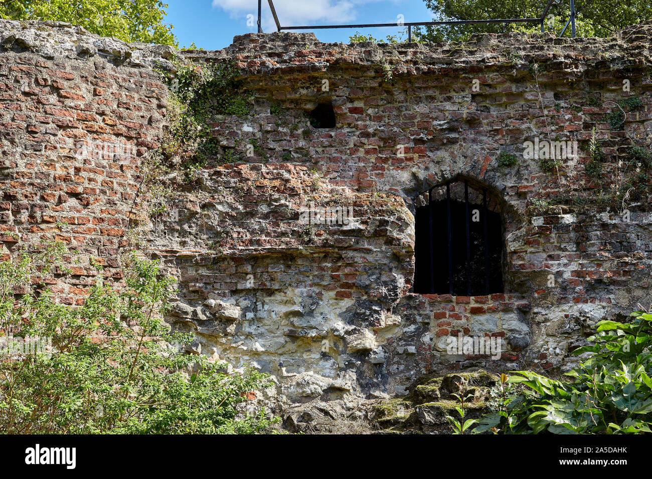 Eltham palace garden hi-res stock photography and images - Alamy