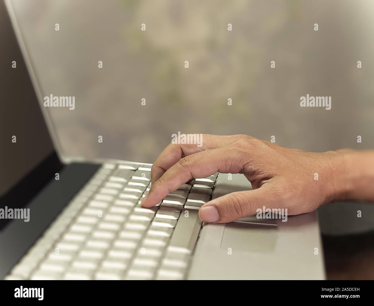 Typing action hi-res stock photography and images - Alamy